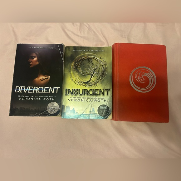 Other | Divergent Book Series | Poshmark